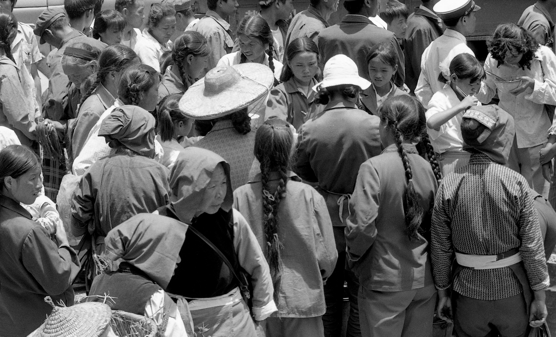 China016crop – FRANKI RAFFLES ARCHIVE